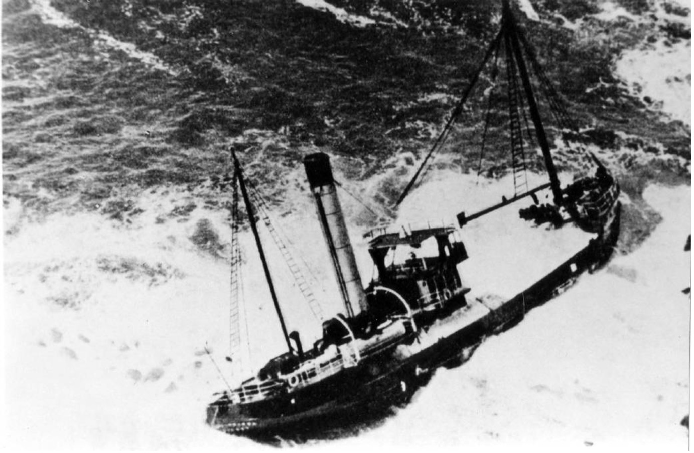 Wreck of SS Pappinbarra at Port Stephens – 1929 – Port Stephens – a ...